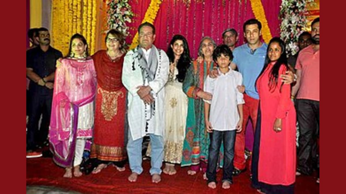 सलीम खान की सेहत को लेकर बड़ा खुलासा, जावेद अख्तर ने दी अहम जानकारी ...