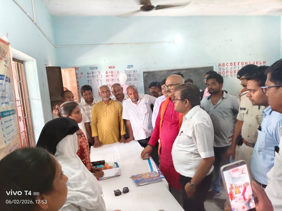 Darbhanga Sahyog Shivir News: दरभंगा केवटी में लगा सहयोग शिविर: जब MLA ...